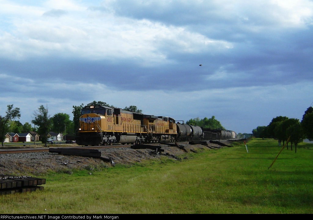 UP SD70M 4582